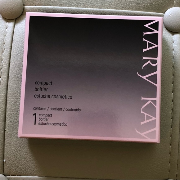 Mary Kay | Makeup | Mary Kay Compact | Poshmark